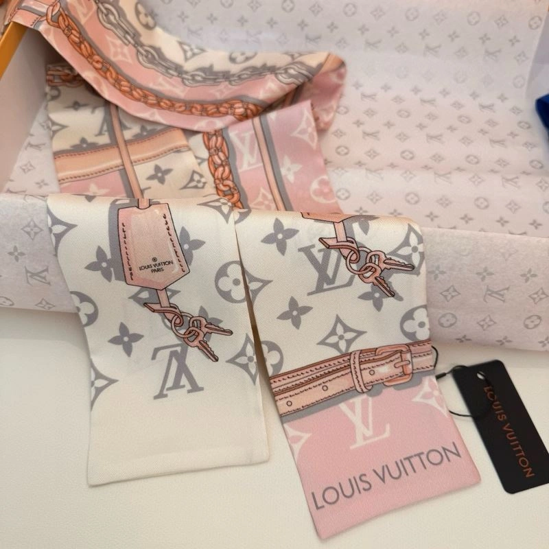 Accurate model Louis Vuitton Silk