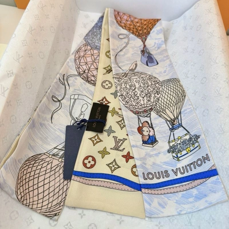 Bargain Louis Vuitton Silk