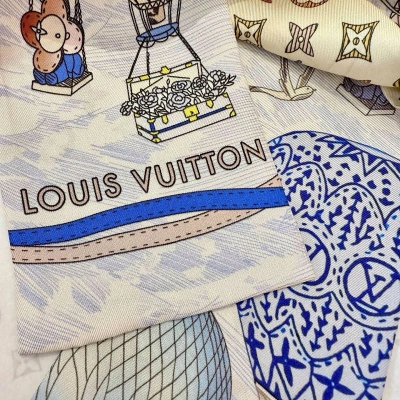 Bargain Louis Vuitton Silk