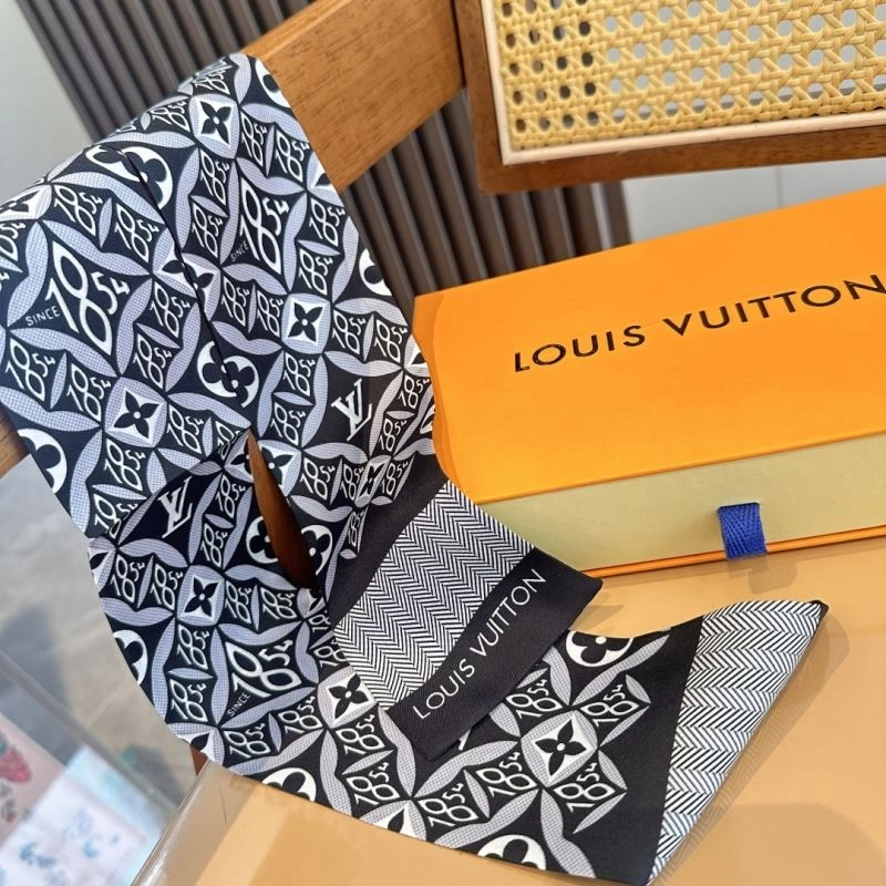 Bargain Louis Vuitton Silk