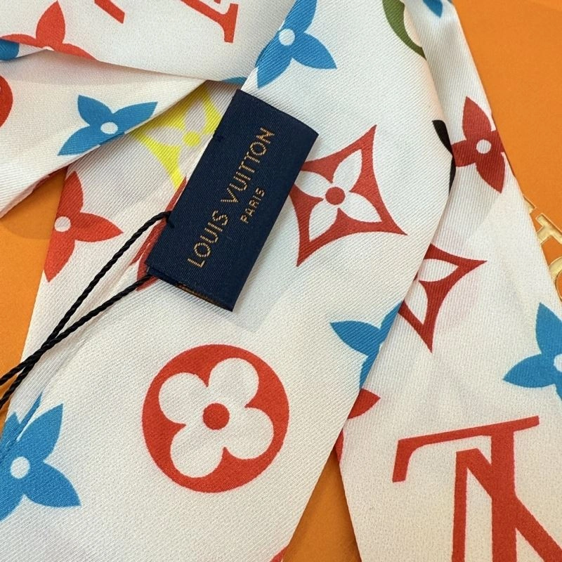 Low-cost Louis Vuitton Silk
