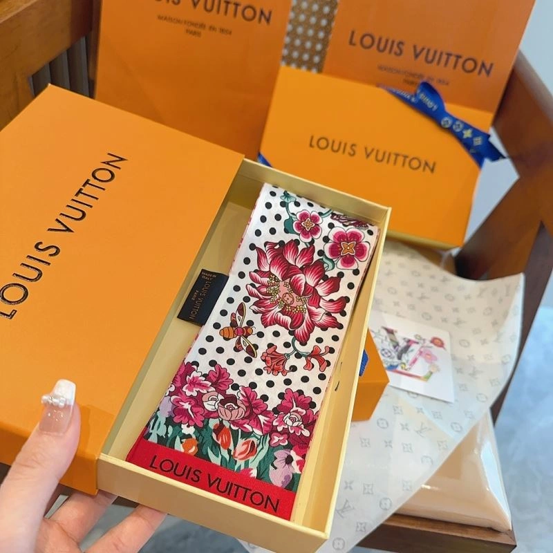 Indistinguishable Louis Vuitton Silk