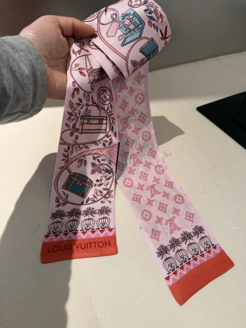 Low-cost Louis Vuitton Silk