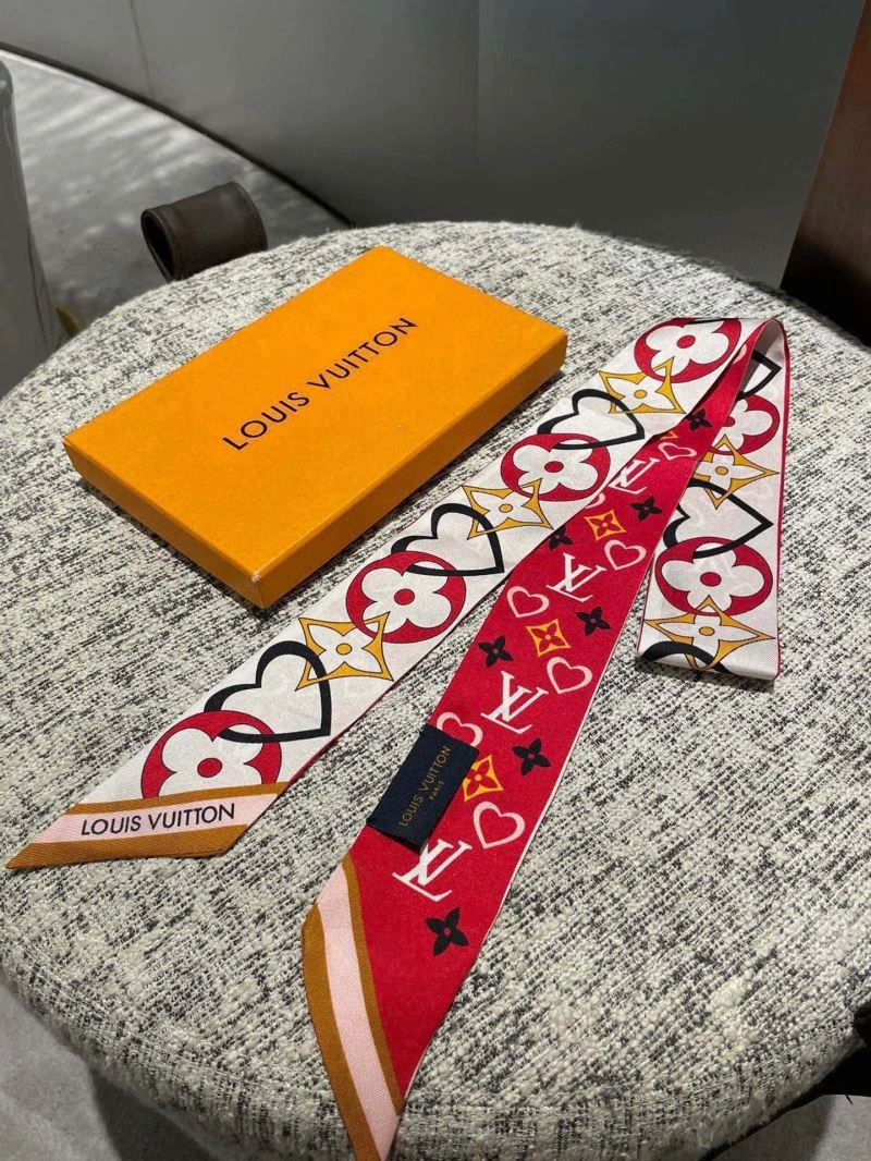 Bargain Louis Vuitton Silk