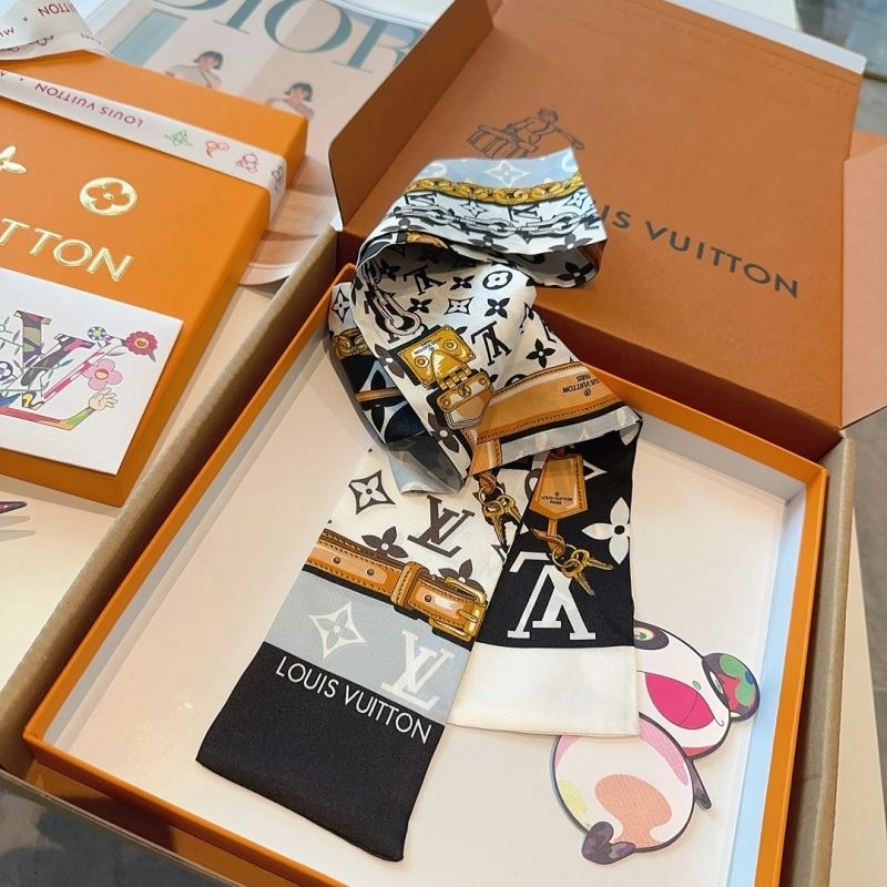 Top mirror Louis Vuitton Silk