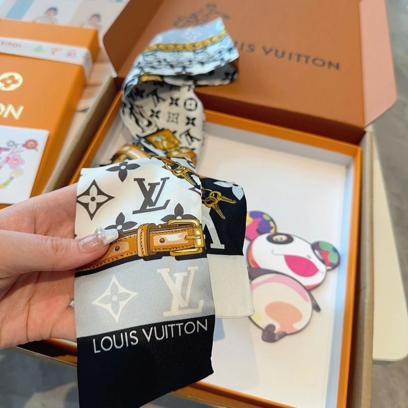Top mirror Louis Vuitton Silk