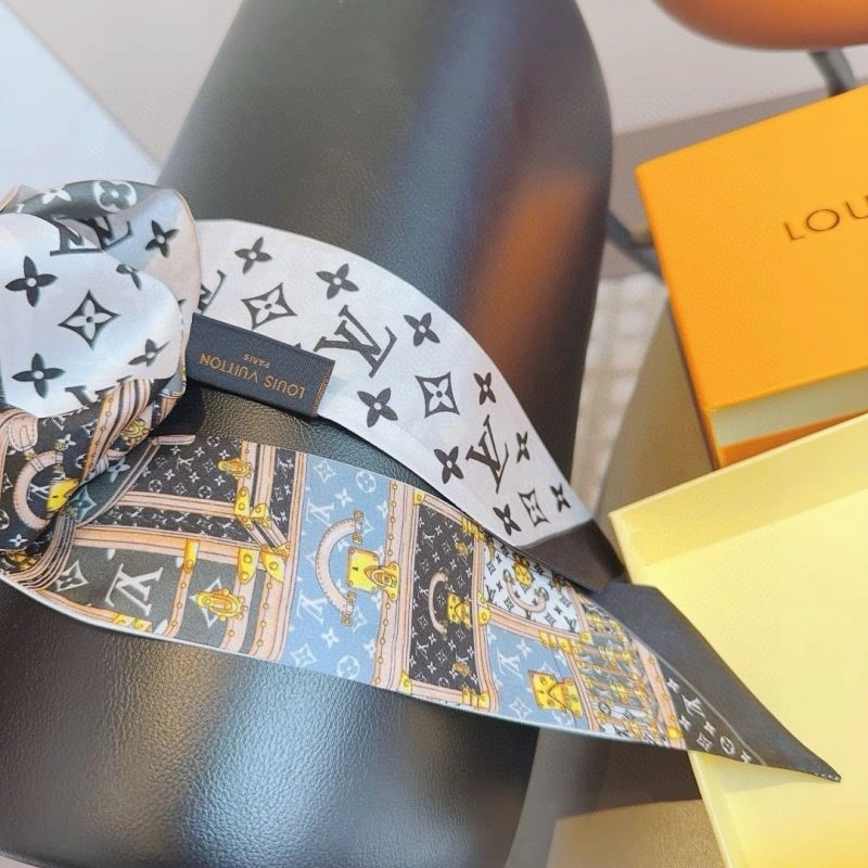 Top mirror Louis Vuitton Silk