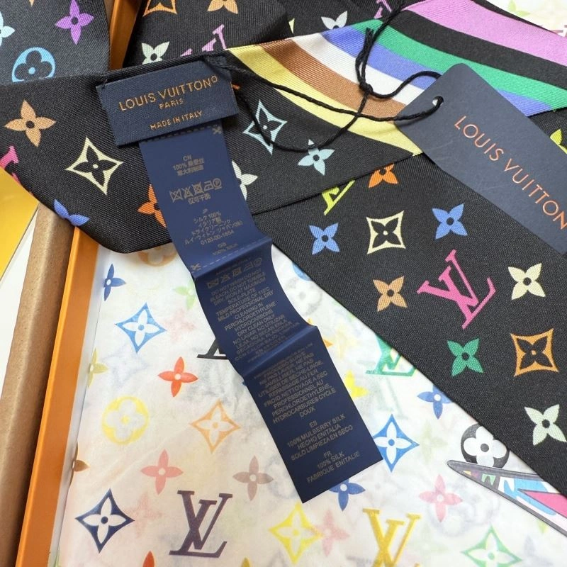 Accurate model Louis Vuitton Silk
