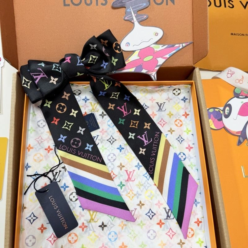 Accurate model Louis Vuitton Silk