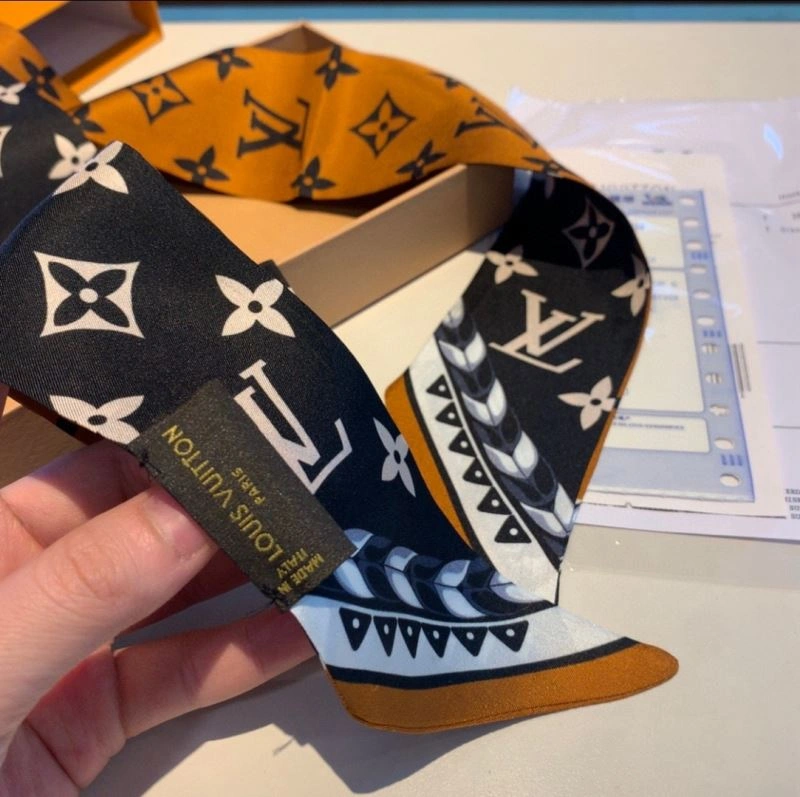 Low-cost Louis Vuitton Silk