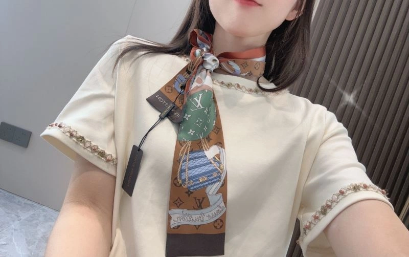 Louis Vuitton Silk