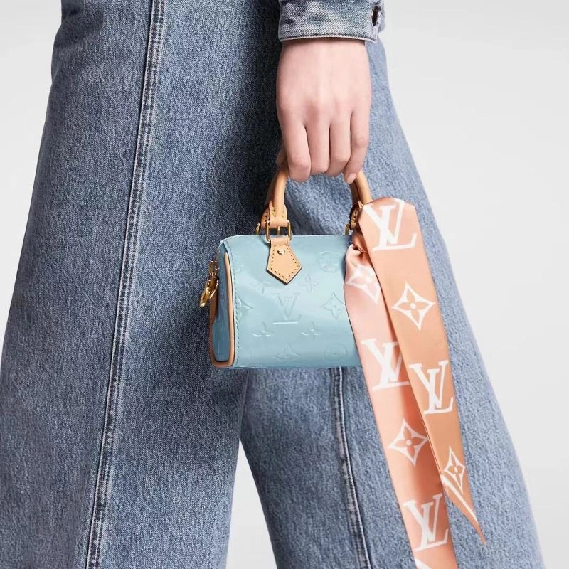 Mirror quality Louis Vuitton Silk