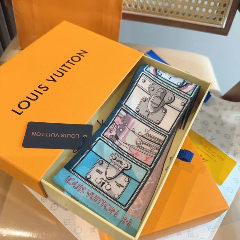 High fidelity Louis Vuitton Silk