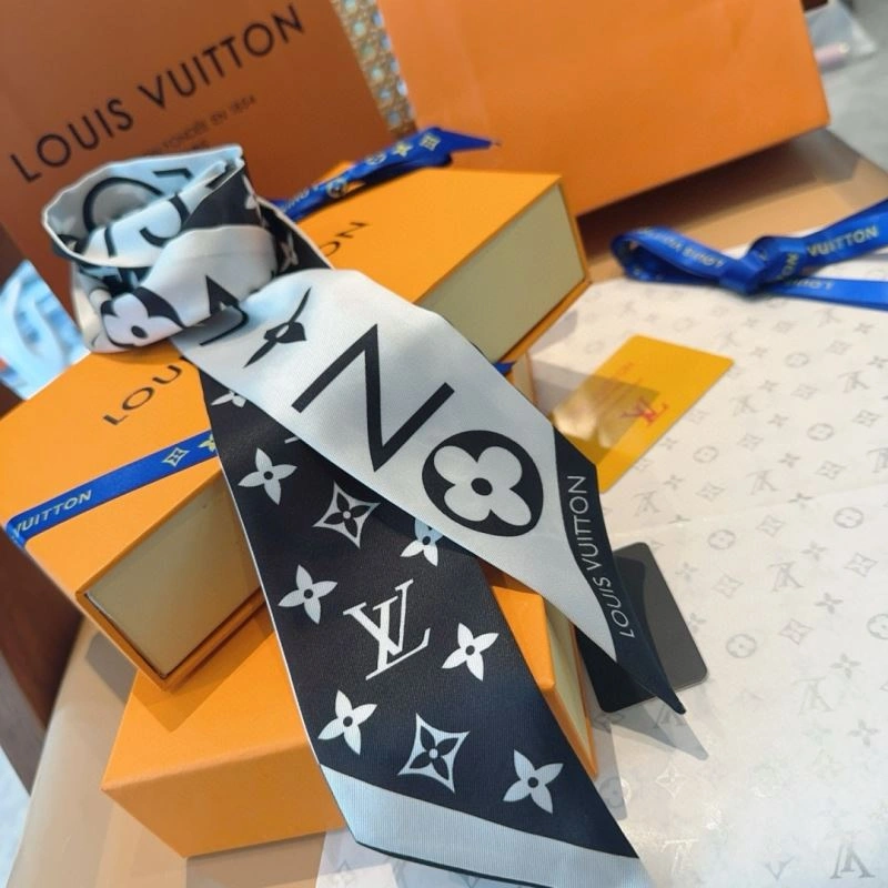 Top match Louis Vuitton Silk