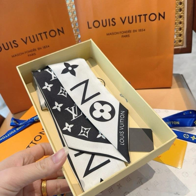 Top match Louis Vuitton Silk