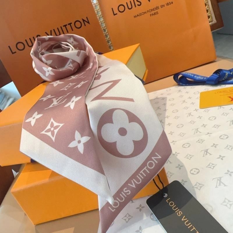 Mirror quality Louis Vuitton Silk