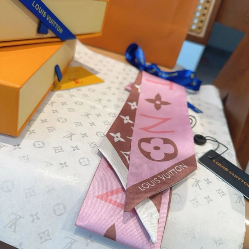 Brand-authenticated Louis Vuitton Silk