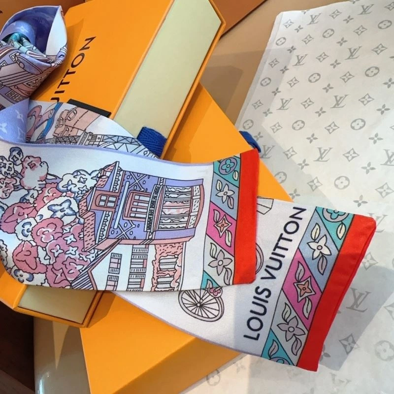 Brand-authenticated Louis Vuitton Silk