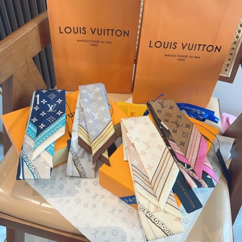 High fidelity Louis Vuitton Silk