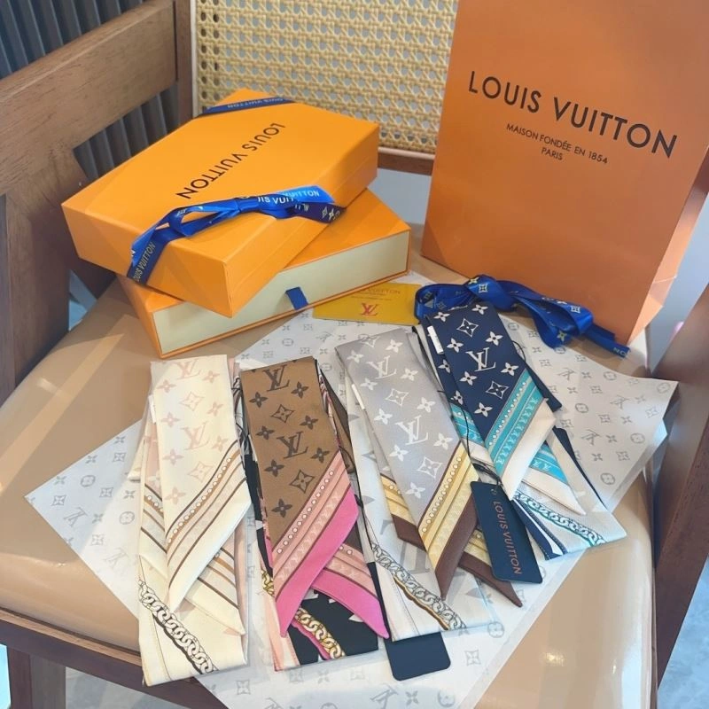 Brand-authenticated Louis Vuitton Silk