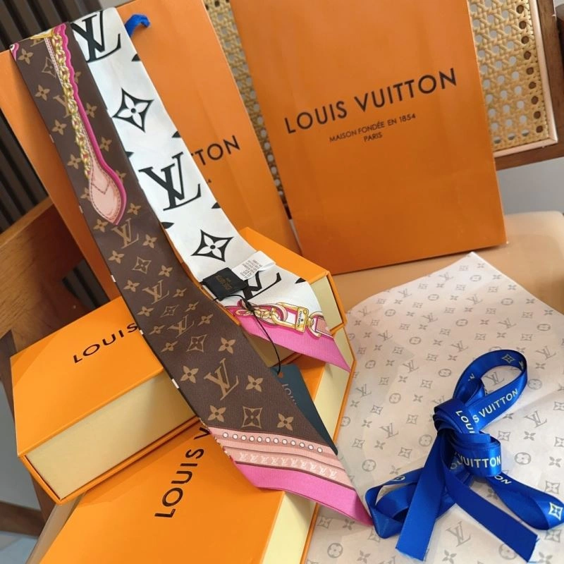 Brand-authenticated Louis Vuitton Silk