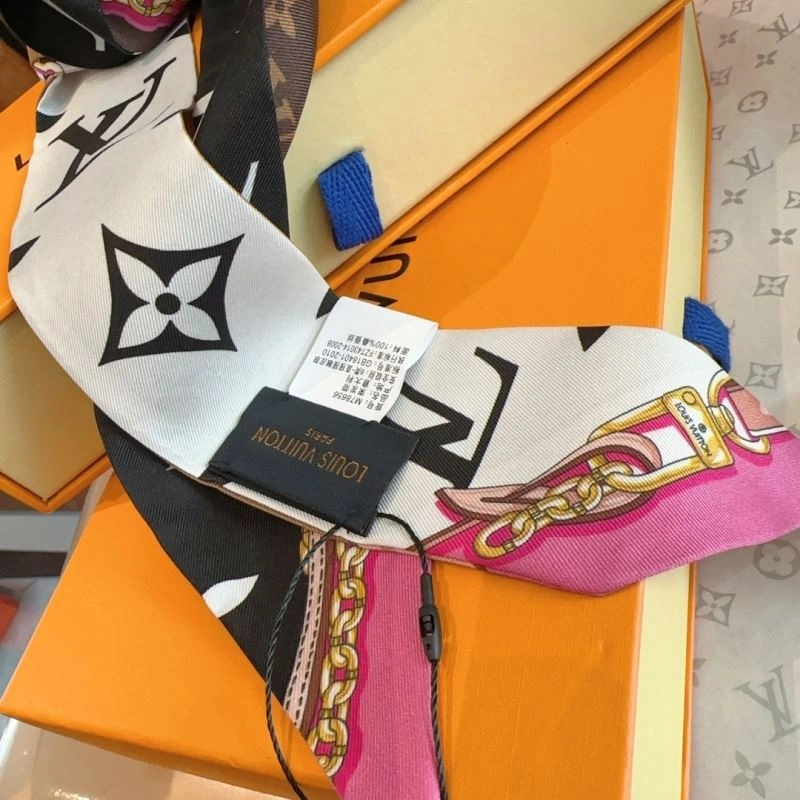 Brand-authenticated Louis Vuitton Silk