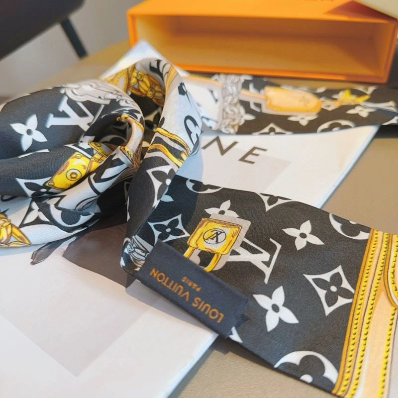 Accurate model Louis Vuitton Silk