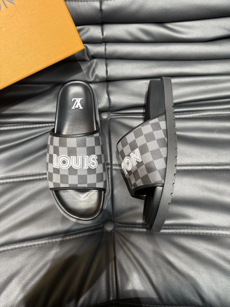 Low-cost Louis Vuitton Slippers