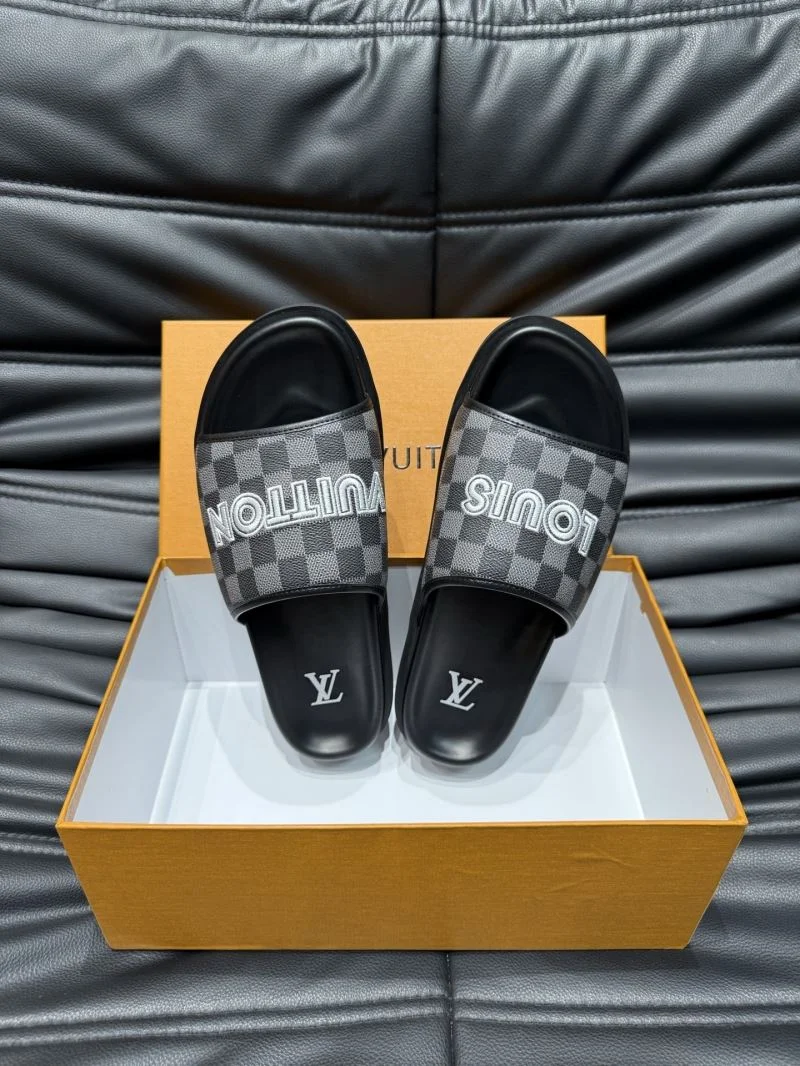 Low-cost Louis Vuitton Slippers