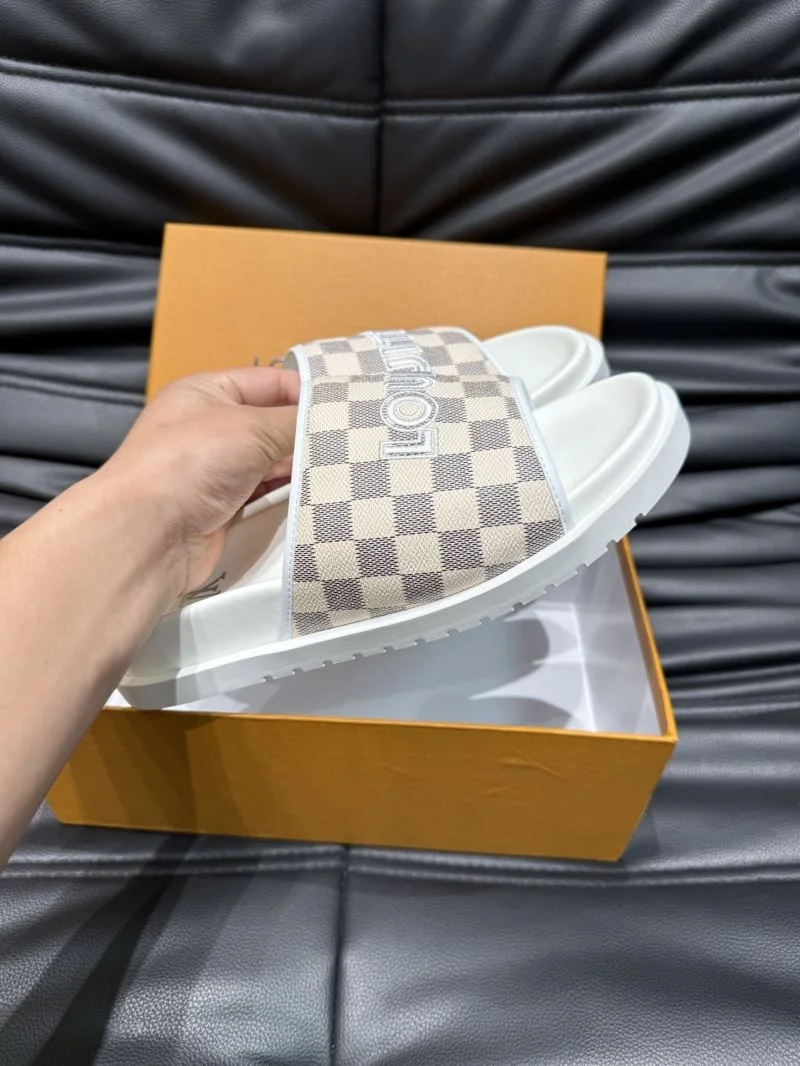 Top mirror Louis Vuitton Slippers