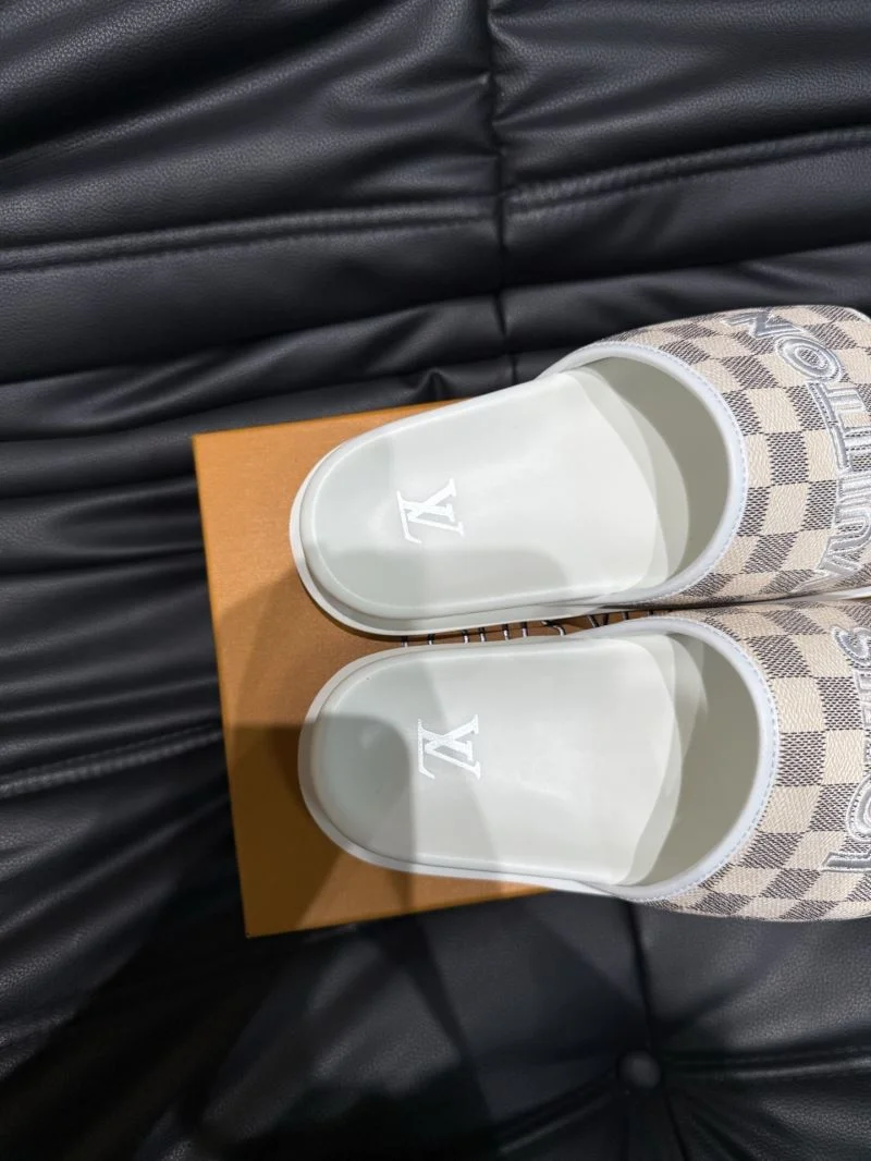 Top mirror Louis Vuitton Slippers