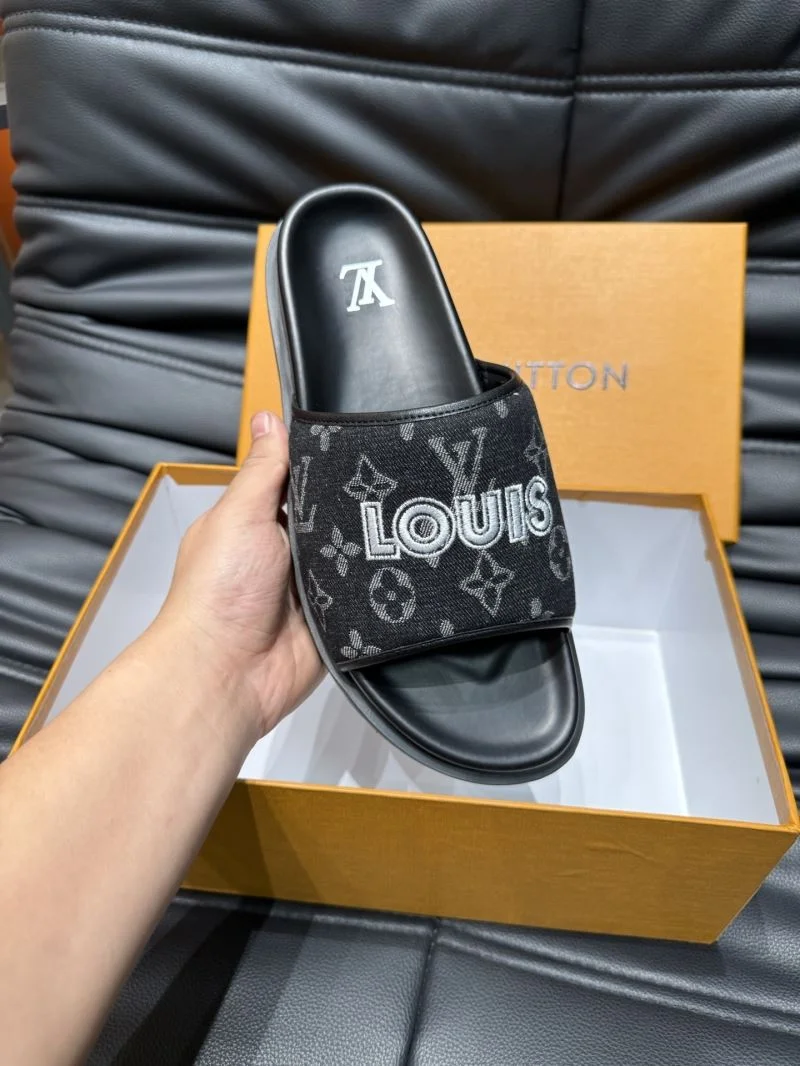Accurate model Louis Vuitton Slippers