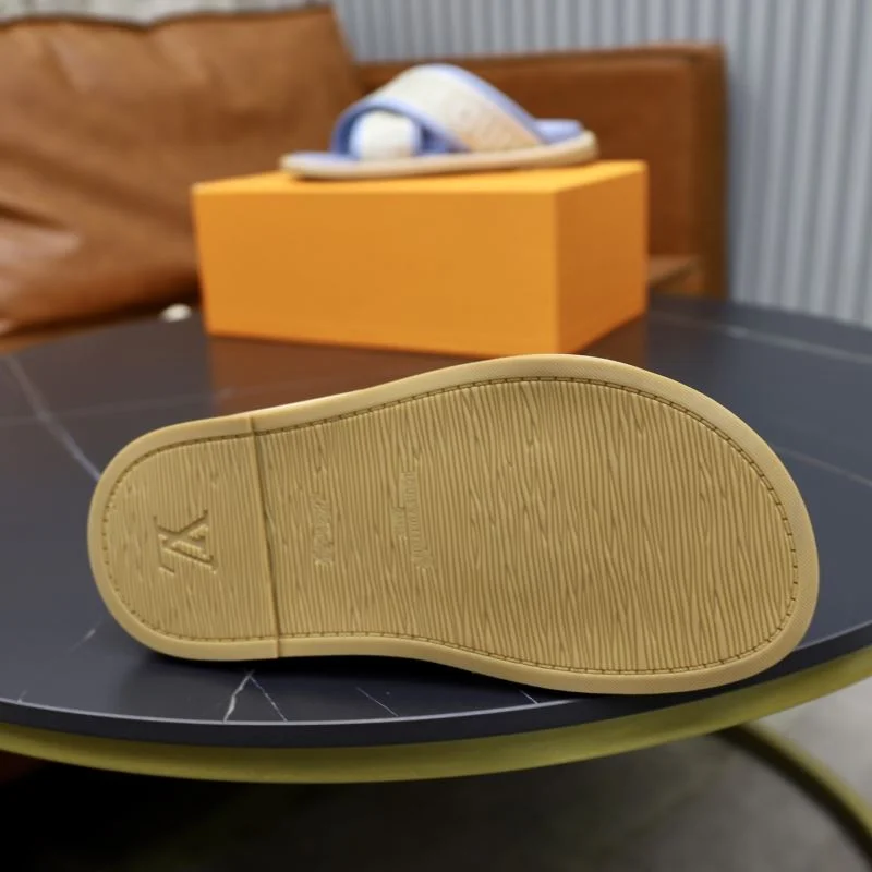 Bargain Louis Vuitton Slippers