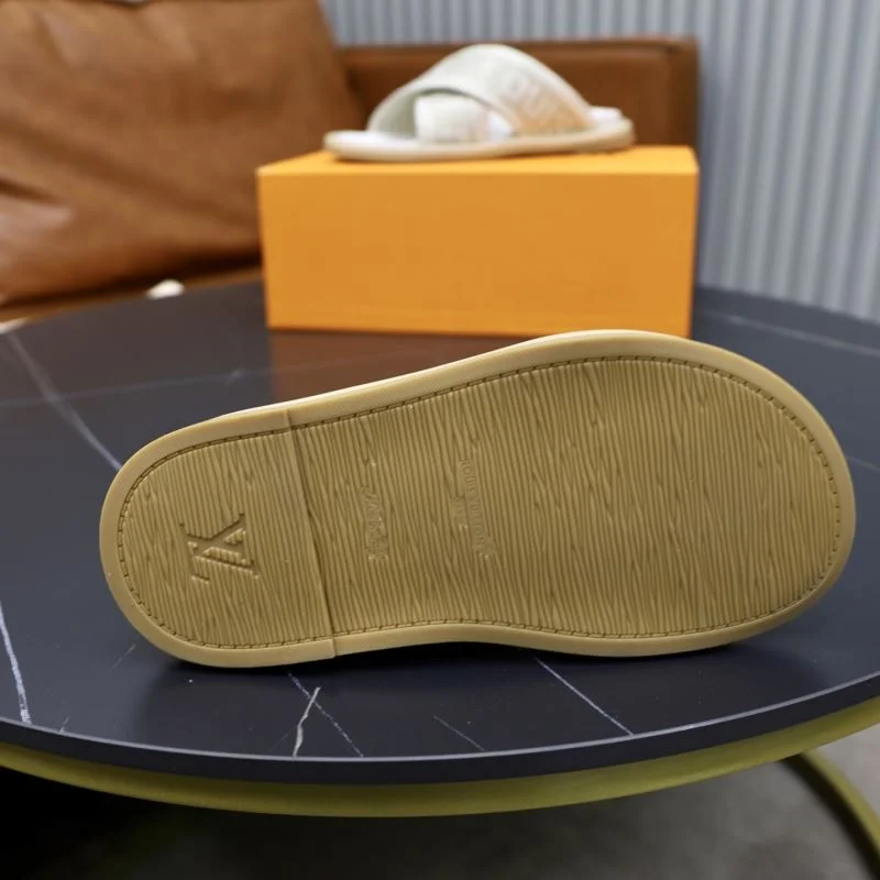 Economical Louis Vuitton Slippers