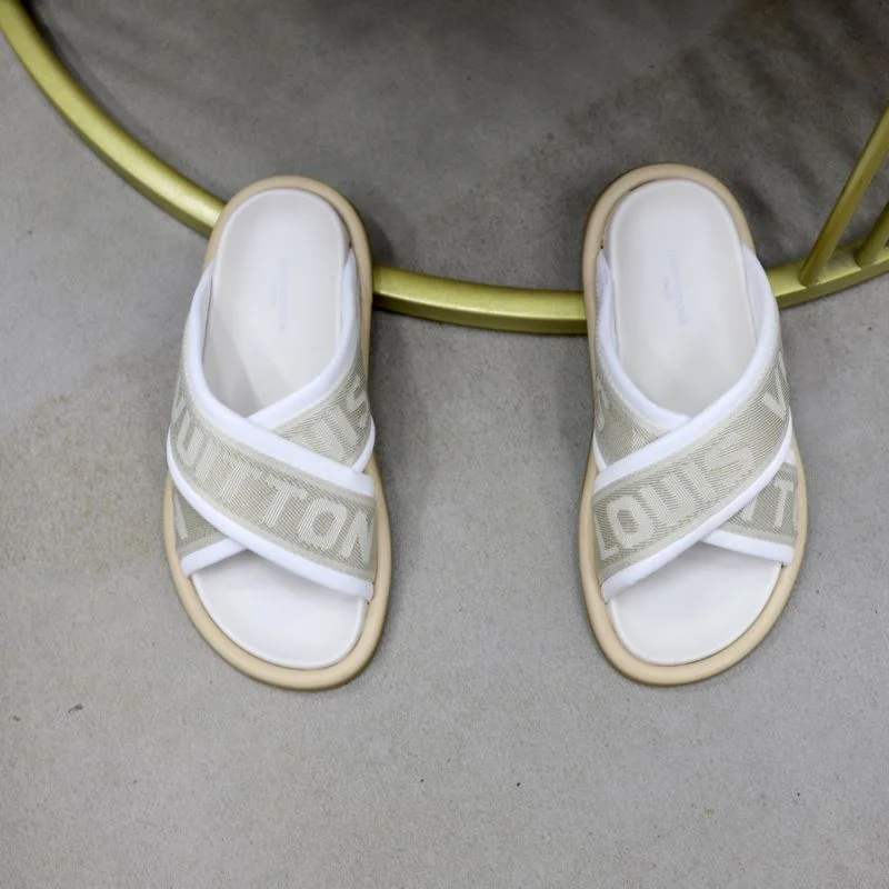 Discounted Louis Vuitton Slippers