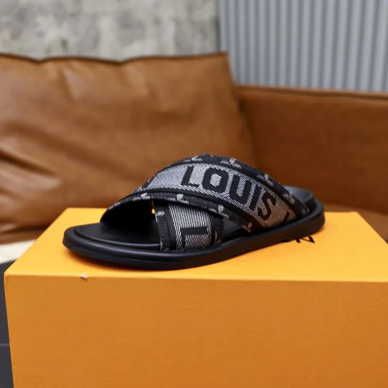 Bargain Louis Vuitton Slippers
