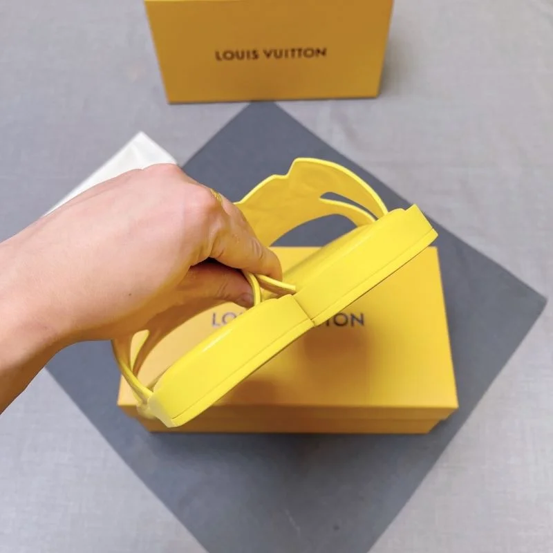 Bargain Louis Vuitton Slippers