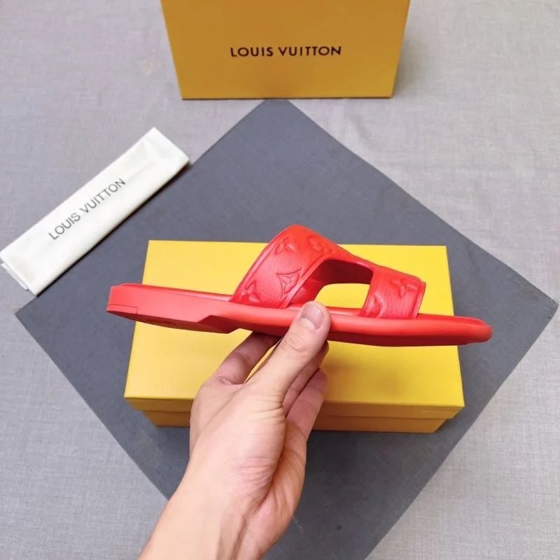 Low-cost Louis Vuitton Slippers