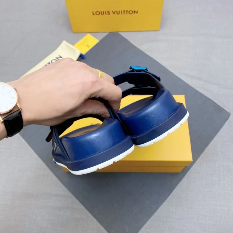 Top match Louis Vuitton Slippers