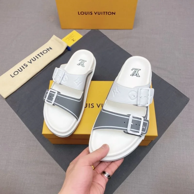 Brand-authenticated Louis Vuitton Slippers