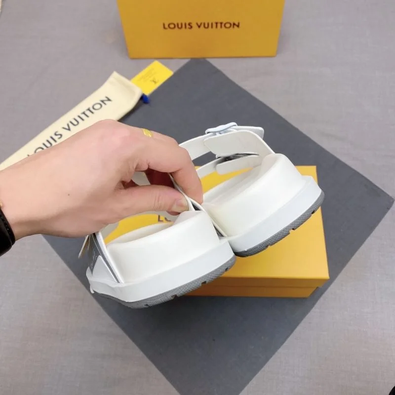 Brand-authenticated Louis Vuitton Slippers