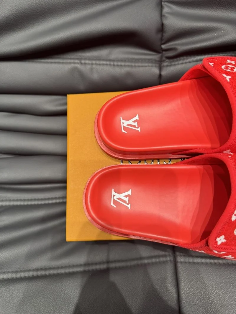 Official Louis Vuitton Slippers