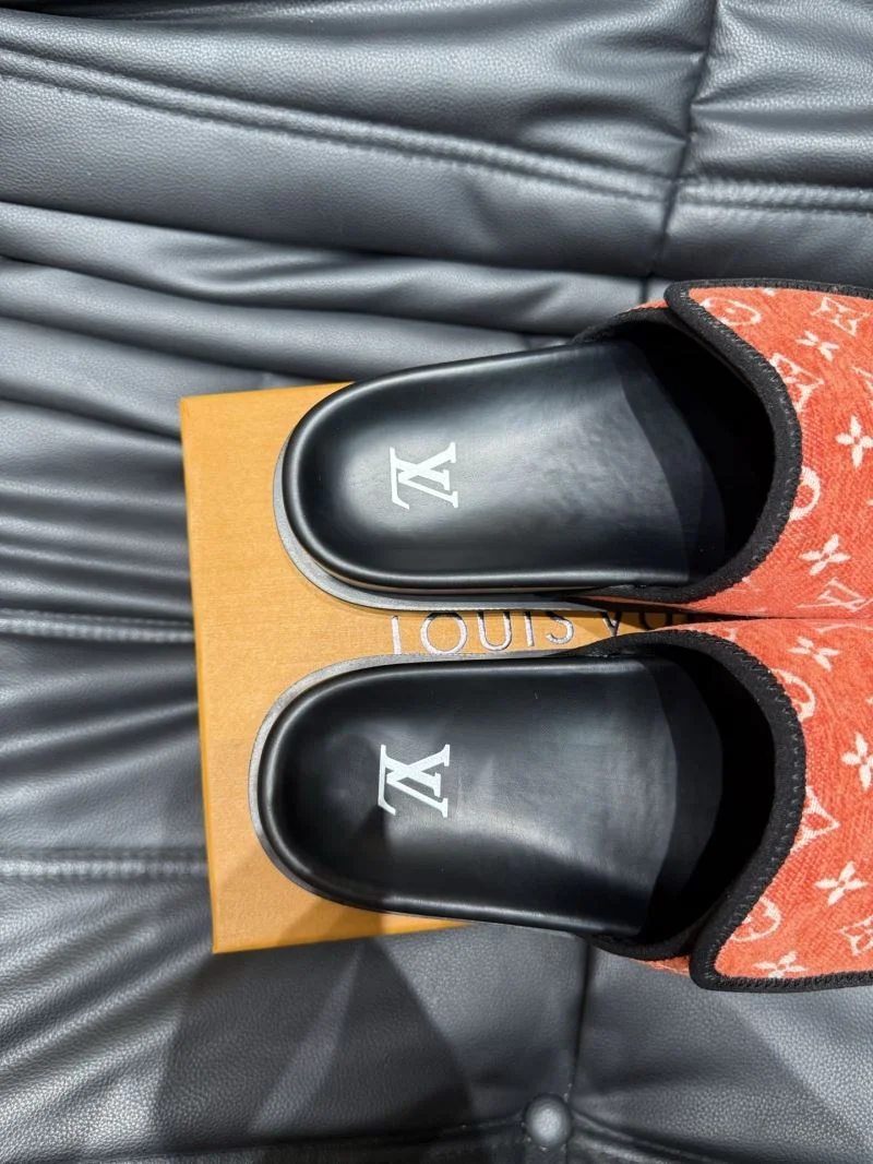 Mirror quality Louis Vuitton Slippers