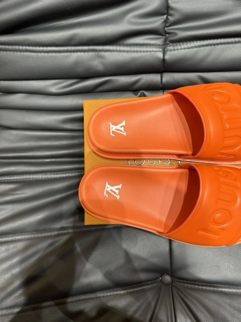 Inexpensive Louis Vuitton Slippers
