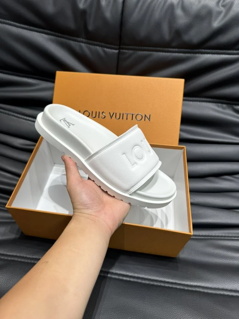 Low-cost Louis Vuitton Slippers