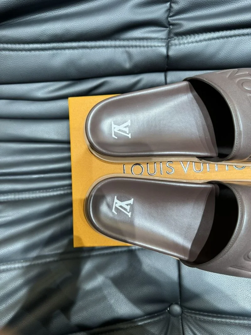 Precise copy Louis Vuitton Slippers
