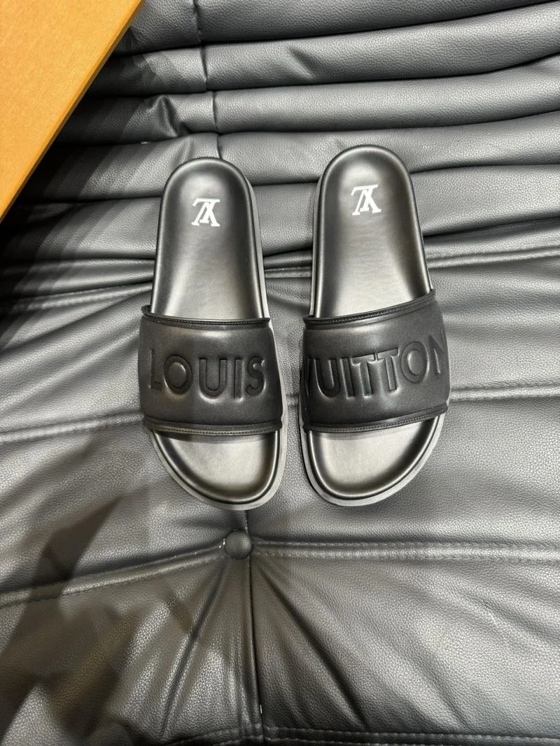 Louis Vuitton Slippers