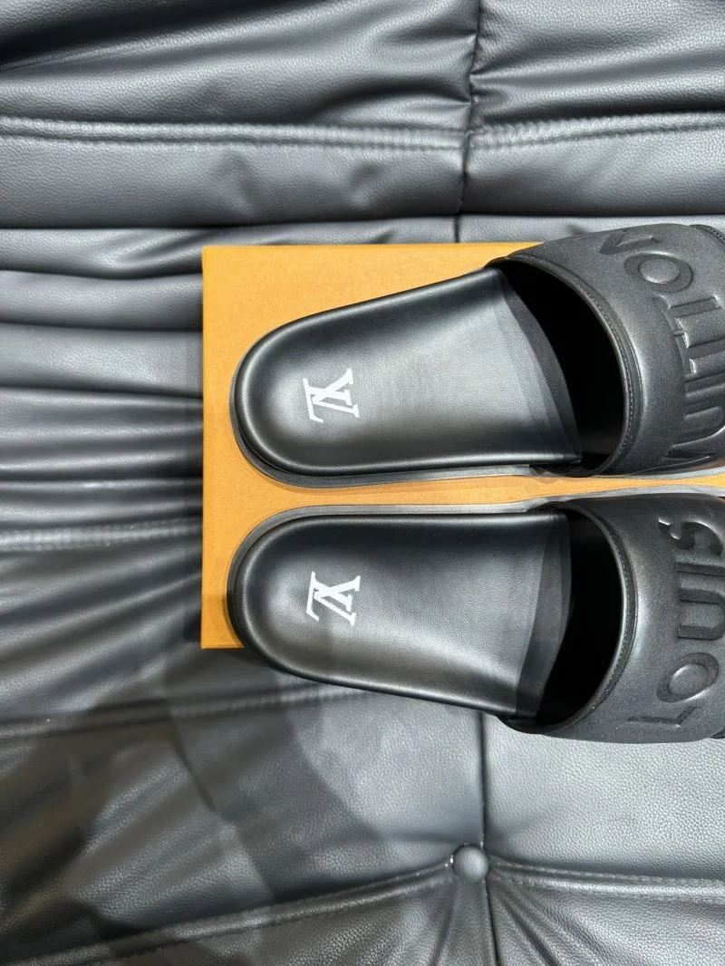 High fidelity Louis Vuitton Slippers