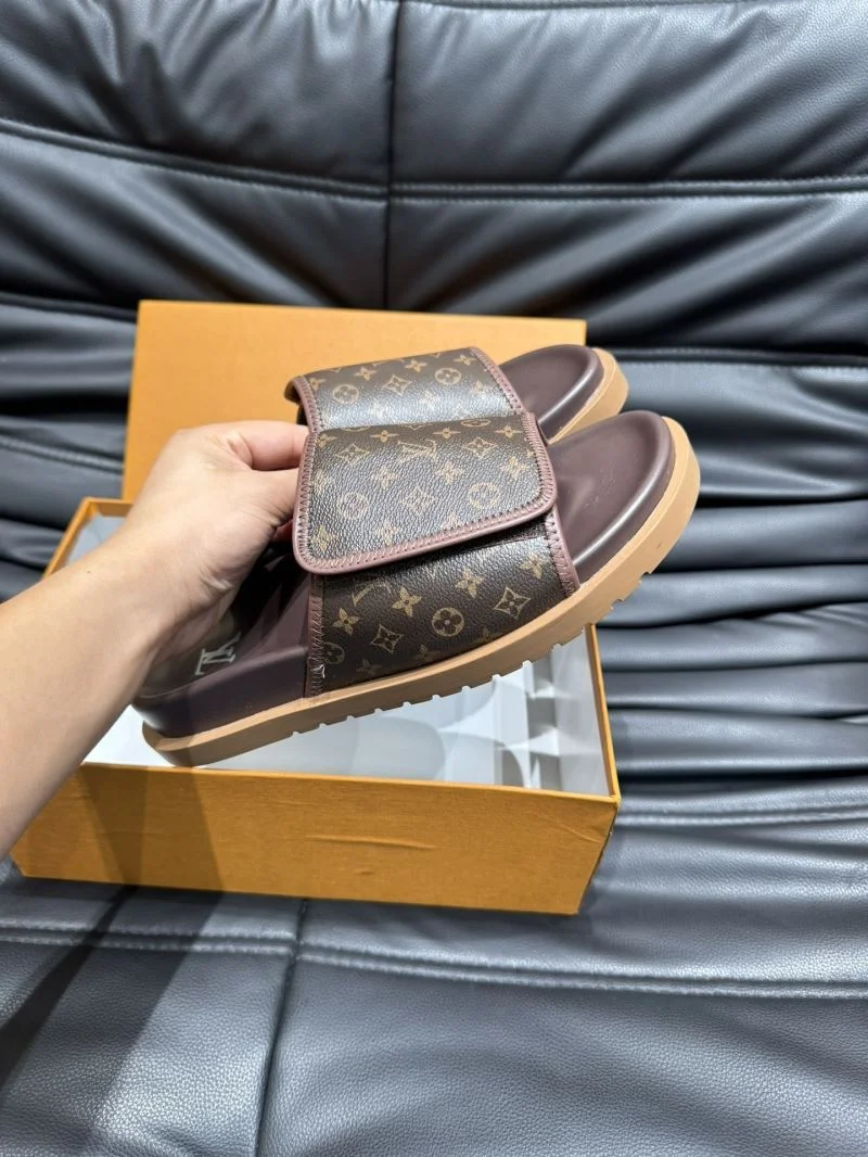 Exact replica Louis Vuitton Slippers
