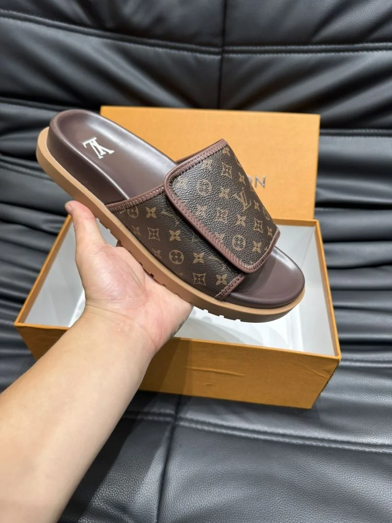Exact replica Louis Vuitton Slippers